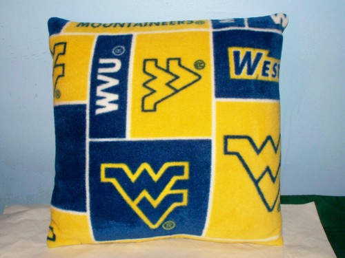 NEW WEST VIRGINIA UNIVERSITY FLEECE PILLOW BIG 12 FOOTBALL MOUNTAINEERS ...