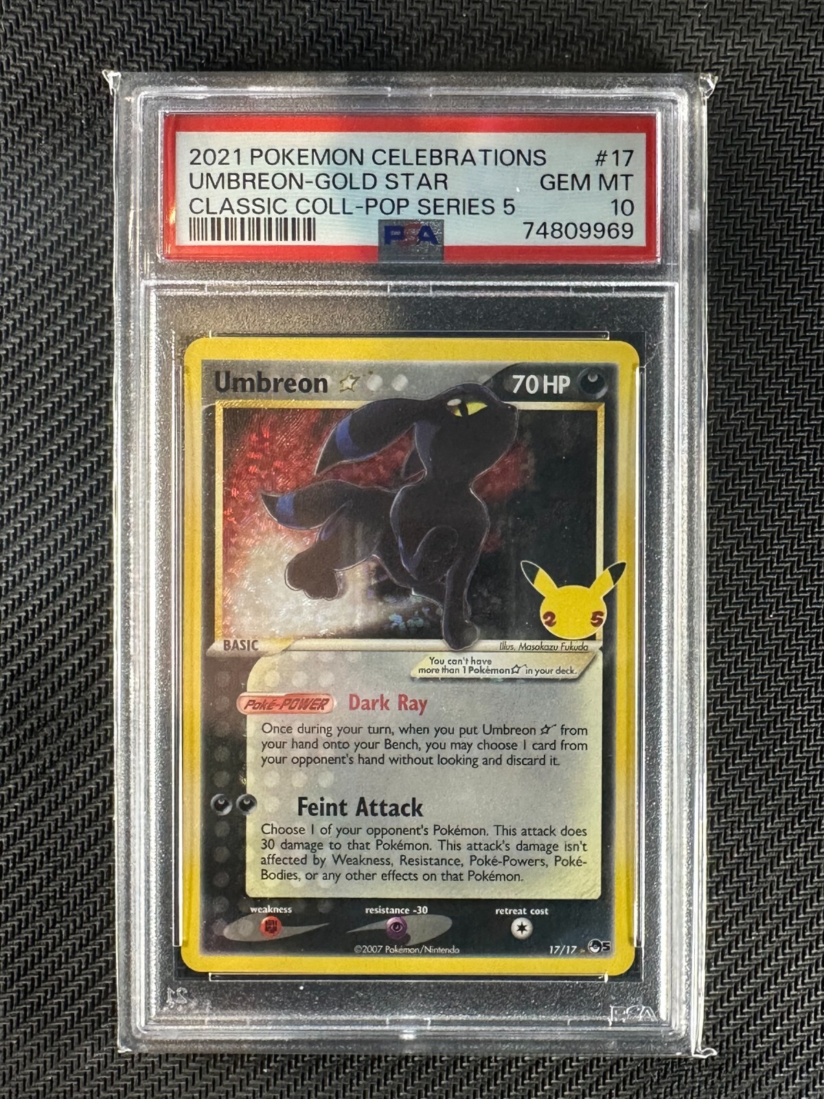 Umbreon Star 2021 Celebrations: Classic Collection #17 Holo Price Guide ...
