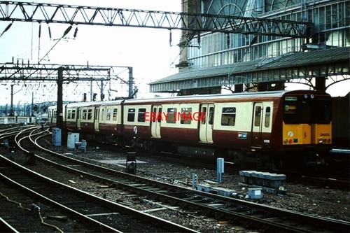 PHOTO CLASS 314 3-CAR EMU NO 314 202 VIEW 2 ENTERING GLASGOW CENTRAL ON ...