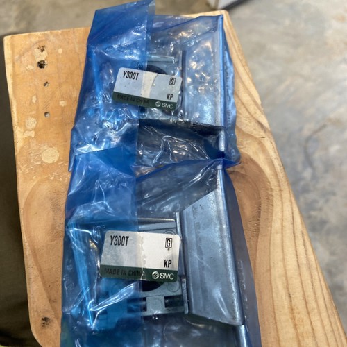 SMC Y300T-A Spacer With Bracket Lot Of 2 New In Package | eBay