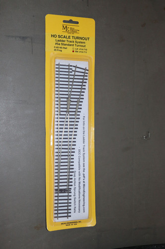 Micro Engineering M/E #5a Ladder Track Left Turnout | eBay