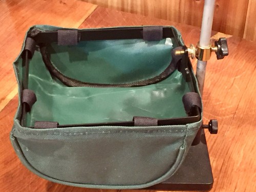 DELUXE FLY TYING WASTE BASKET. GARBAG. ATTACHES TO ANY STANDARD VISE ...