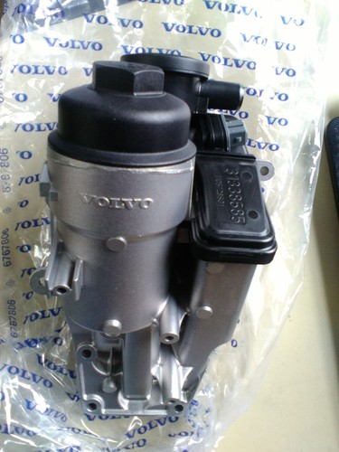 Oil filter housing Genuine Volvo 31338685 V50 C30 S40 C70 V70 S60 with ...