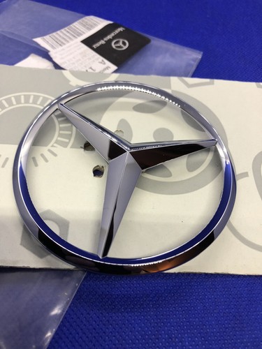 Logo Badge Étoile Mercedes W177 Classe A CoffreBadge Star A1778170000 ...