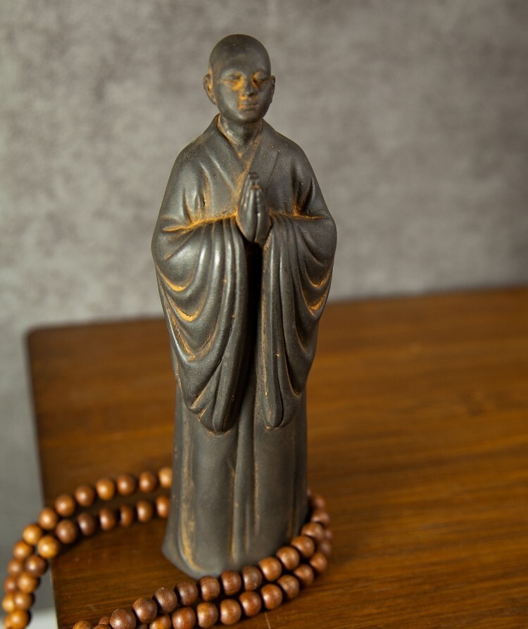 Imágenes Relacionadas Estatua De Monje Fotografía De Estatua De Un