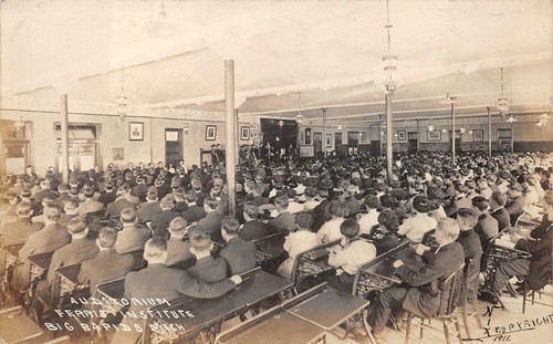 RPPC FERRIS INSTITUTE BIG RAPIDS MICHIGAN NIX REAL PHOTO POSTCARD (1911 ...