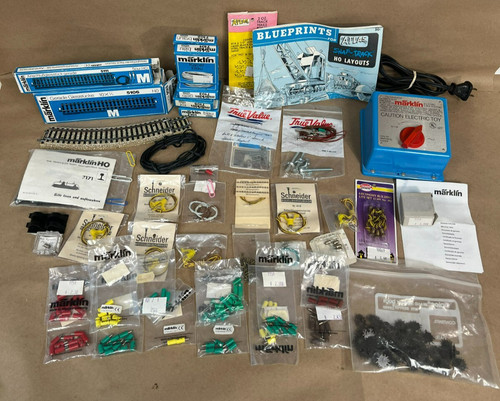 LARGE LOT OF MODEL TRAIN PARTS MARKLIN, TRACKS, ETC. | eBay