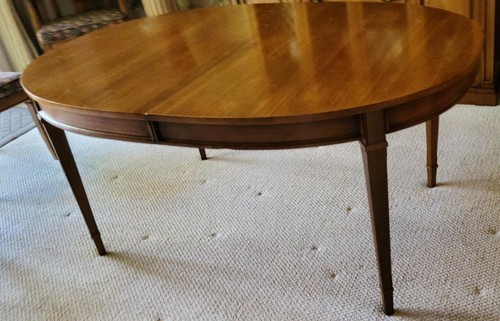 Drexel Triune Dining Table with One Leaf – VGC – GORGEOUS FINISH ...