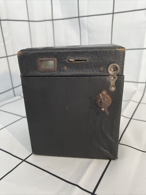 Vintage Box Brownie Camera for sale | eBay