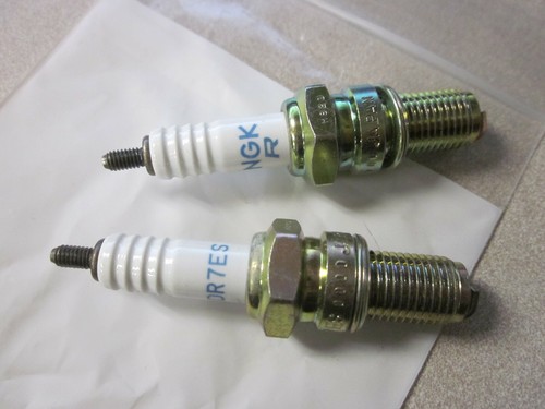 NOS NGK Spark Plug DR7ES Qty 2 | eBay