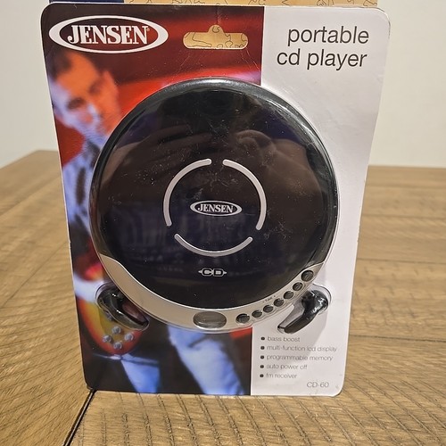 JENSEN CD-60 Portable CD Player BASS BOOST FM RECEIVER ANTI SKIP NEW ...
