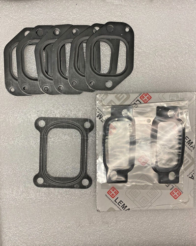 Volvo D13 exhaust manifold gasket set 20855371 20781146 20850815 Made ...