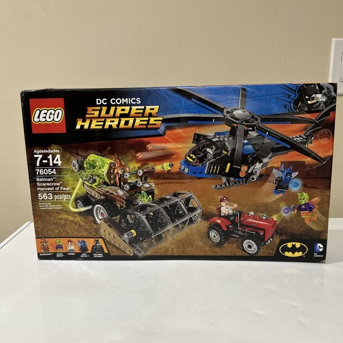 LEGO DC Comics Super Heroes: Batman: Scarecrow Harvest of Fear (76054 ...