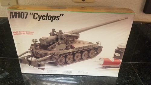 VINTAGE TESTORS M107 "CYCLOPS" 155mm HOWITZER TANK 1/35 SCALE MODEL KIT ...