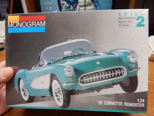 MONOGRAM 2924 57 CORVETTE ROADSTER CAR MODEL KIT NEW IN SEALED BOX 1/24 ...