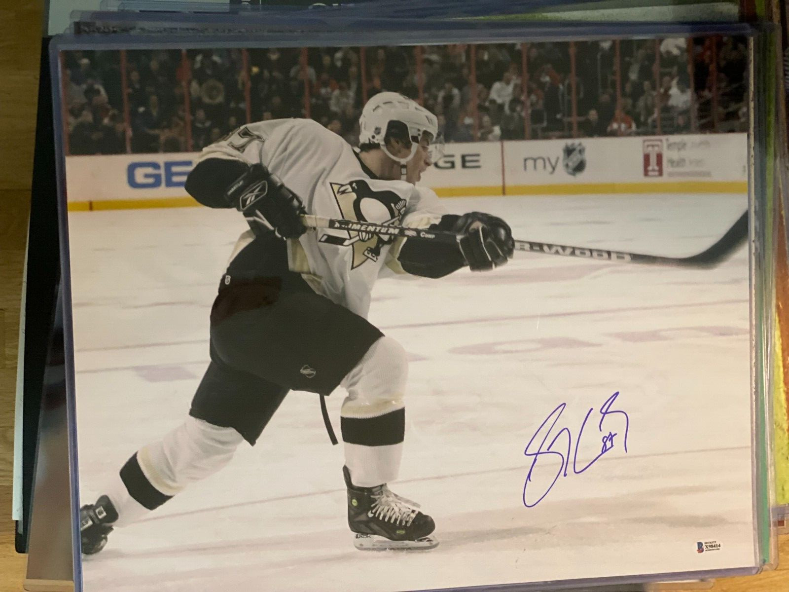 Sidney Crosby Autographed Memorabilia | Signed Photo, Jersey ...