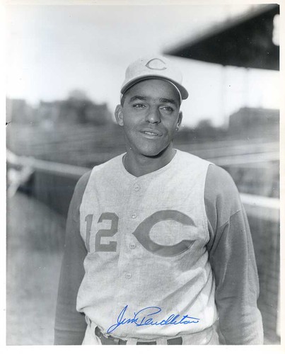 Jim Pendleton (D.'96) w/ the Cincinnati Reds- signed 8x10 photo ...