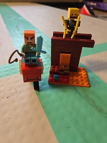 LEGO Minecraft The Nether Lava Battle Toy and Playset - Building ...