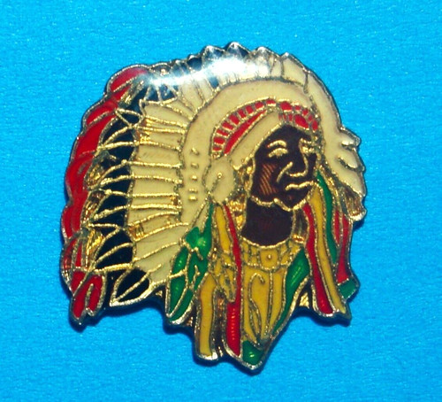 NATIVE AMERICAN - INDIAN CHIEF COLORFUL HEADDRESS - VINTAGE LAPEL PIN 7 ...