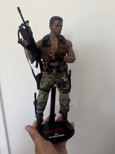 Hot Toys Predators Classic Predator MMS162 RARE custom!!! | eBay UK