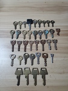 FoxyResells | eBay Stores