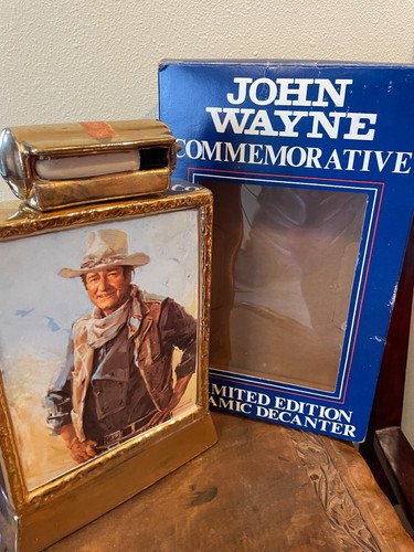 1979 RARE “JOHN WAYNE PORTRAIT” Mike Wayne decanter w/box and ...