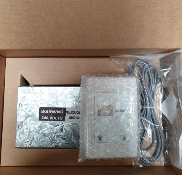 GENUINE ACTRON CONTROL LM24W WALL CONTROLLER LCD 24 HR 8Z STD LM24W ...