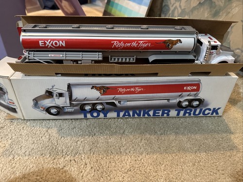 1993 14" long exxon plastic tanker semi truck no sound or lights nice ...