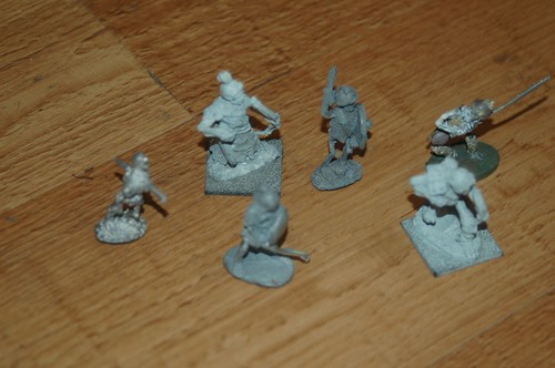 Dungeons and Dragons, TSR, monster miniatures in lots of 6 Skeletons ...