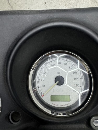 2007-2011 Harley Davidson FLHX Street Glide Speedometer Speedo Gauge ...