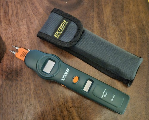 Extech Instruments Model MO100 Pocket Moisture Meter W/ Case Works ...