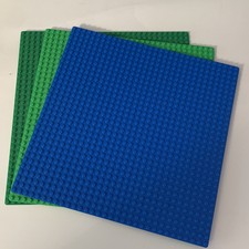 LEGO Sets with Part 3811 Baseplate 32 x 32