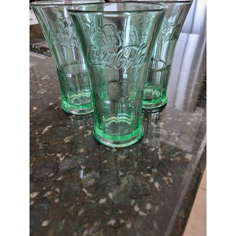 Vasos De Coca Cola Verdes Y Pesados Mini Refrigerador Portatil