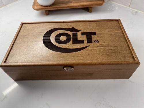 Colt Python Presentation Case Laser Engraved Lid and Interior Maple 4. ...