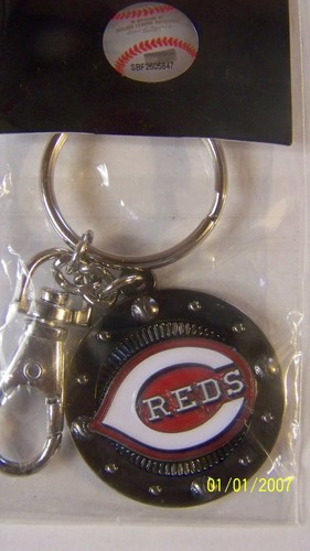 Cincinnati Reds MLB metal key chain | eBay