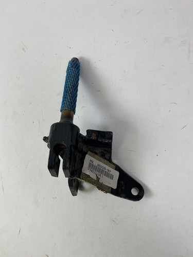 87+Polaris+Cyclone+250+2x4+Front+Left+Spindle+Knuckle for sale online ...