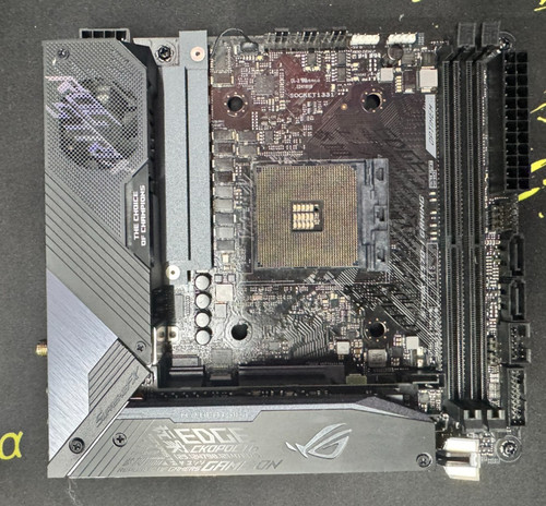 ASUS ROG Strix X570-I Gaming X570 AMD Mini-ITX Gaming Motherboard Parts ...