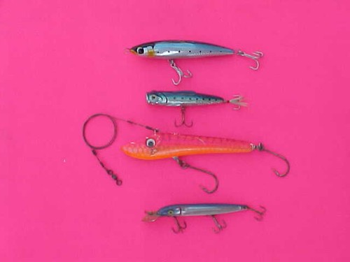 ASSORTMENT OF 4 GREAT LURES INCLUDING ORCA, MEGA BAIT, GOOGLY EYE AND ...