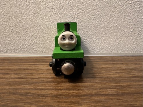 Thomas And Friends Wooden Railway Oliver Train With Collectors Card ...