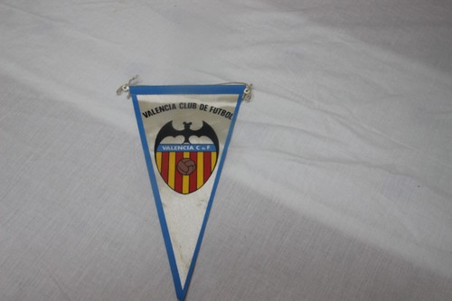 Antique Pennant Of Valencia C.F. From The Ones That Players Used To ...