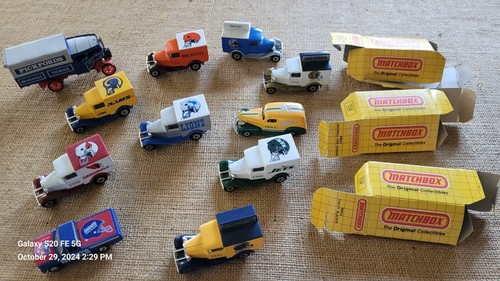 9 Matchbox, Football Team Logo delivery cars. Total 11 cars +3 empty ...