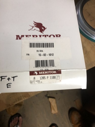 meritor scot seal a1205-p-1108 wheel seal cr 43764 mci coach semi ...