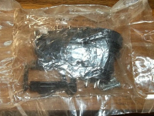 Te CONNECTIVITY / Amp 206070-1 Size 17 CPC Cable Clamp Kit for sale ...