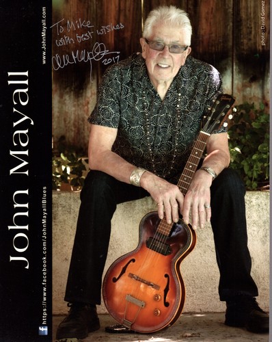JOHN MAYALL HAND SIGNED 8x10 PHOTO+COA GREAT POSE WITH GUITAR TO MIKE ...