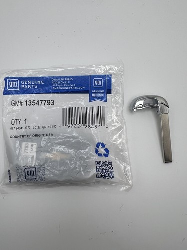 Genuine GM Chevrolet Remote Smart Key Fob Transmitter 13547793 OEM w ...
