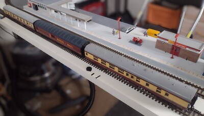 Oo Gauge Royal Mail in Oo Gauge Model Railway Coaches for sale | eBay