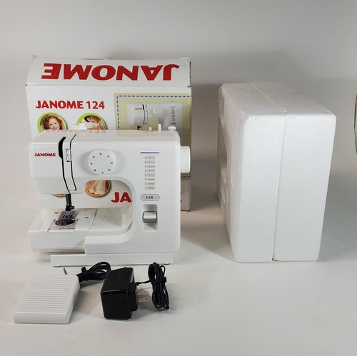 Janome New Home Model 124 Portable Desktop Electric Sewing Machine ...