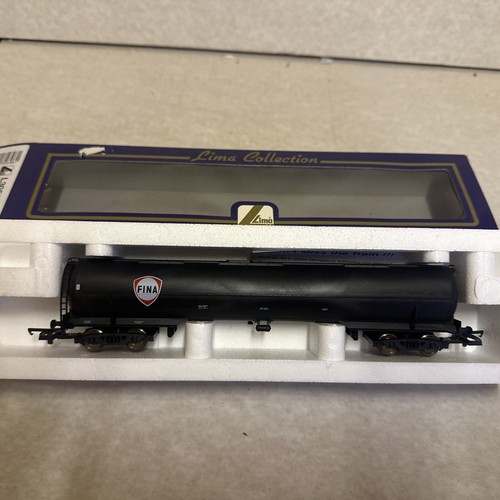 Rake of 3x Lima Fina 102t Tea Bogie Tank Tanker Wagon OO Gauge for sale ...