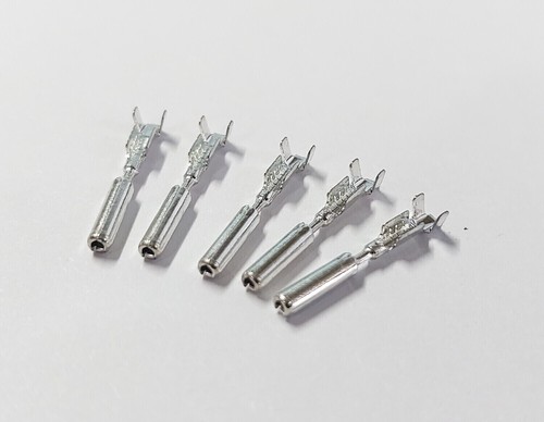 ECM Terminal Pins for LLY 6.6l Duramax 2004.5-2005 | eBay