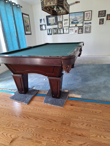 8 ft slate pool table Brunswick Contender green felt very good ...